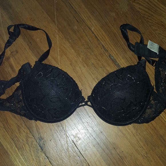 Victoria's Secret | Intimates & Sleepwear | Padded Push Up Bra 32b ...